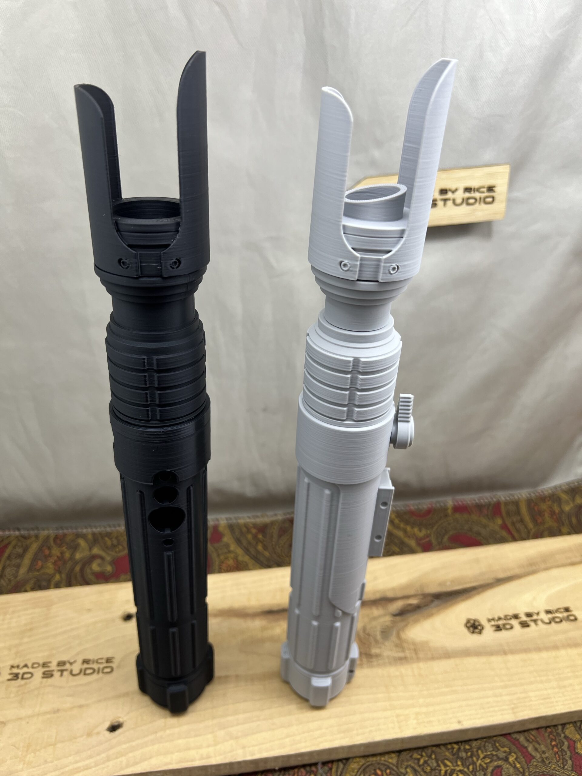 Sabine Wren Lightsaber Kit - Made by Rice 3D Studio